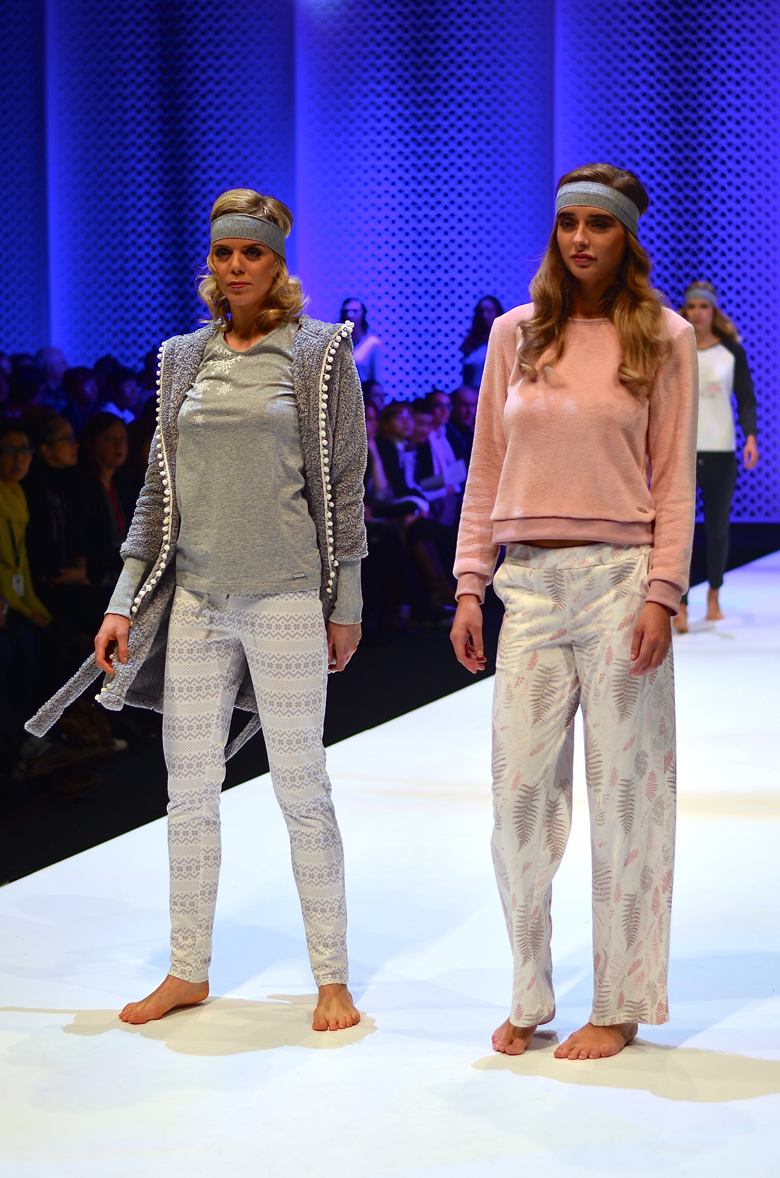 Salon International de la Lingerie Catwalk Gallery – Daylights ...