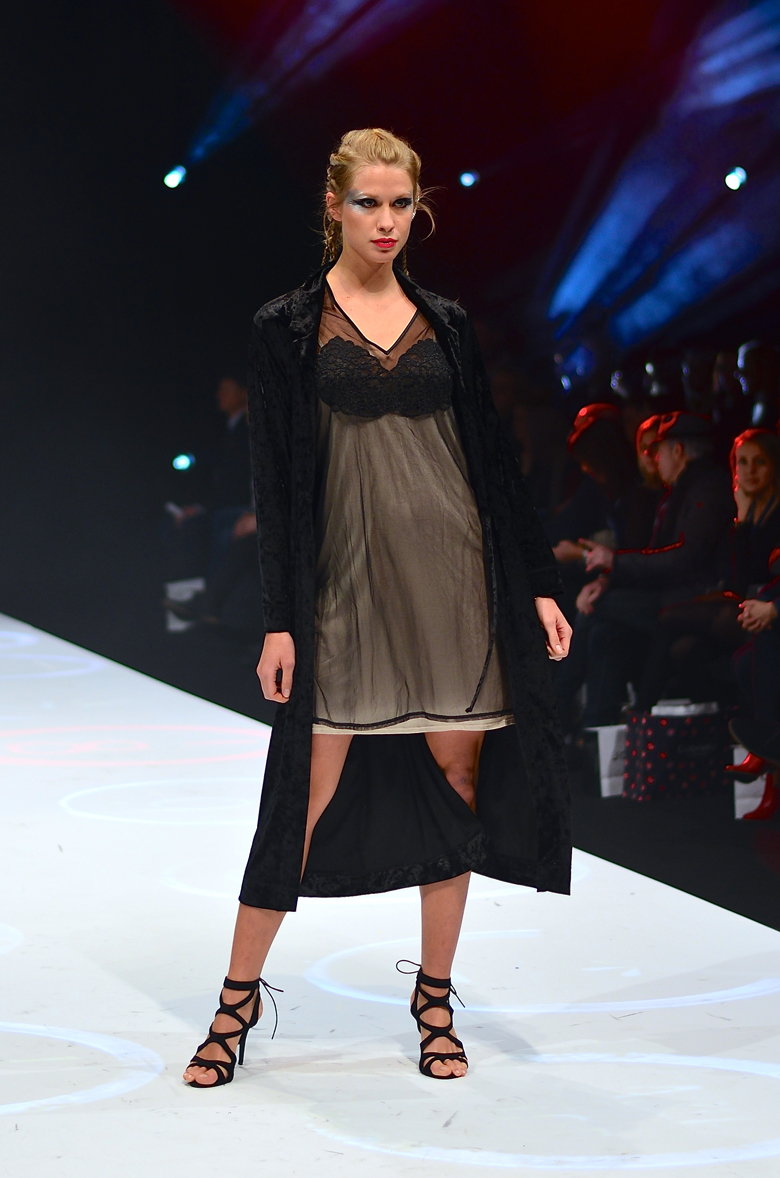 Salon International de la Lingerie Catwalk Gallery – Nightlights ...